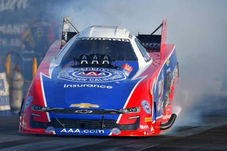 POINTS LEADER ROBERT HIGHT AND AAA NORTHERN NEW ENGLAND ENTER NHRA NEW ...