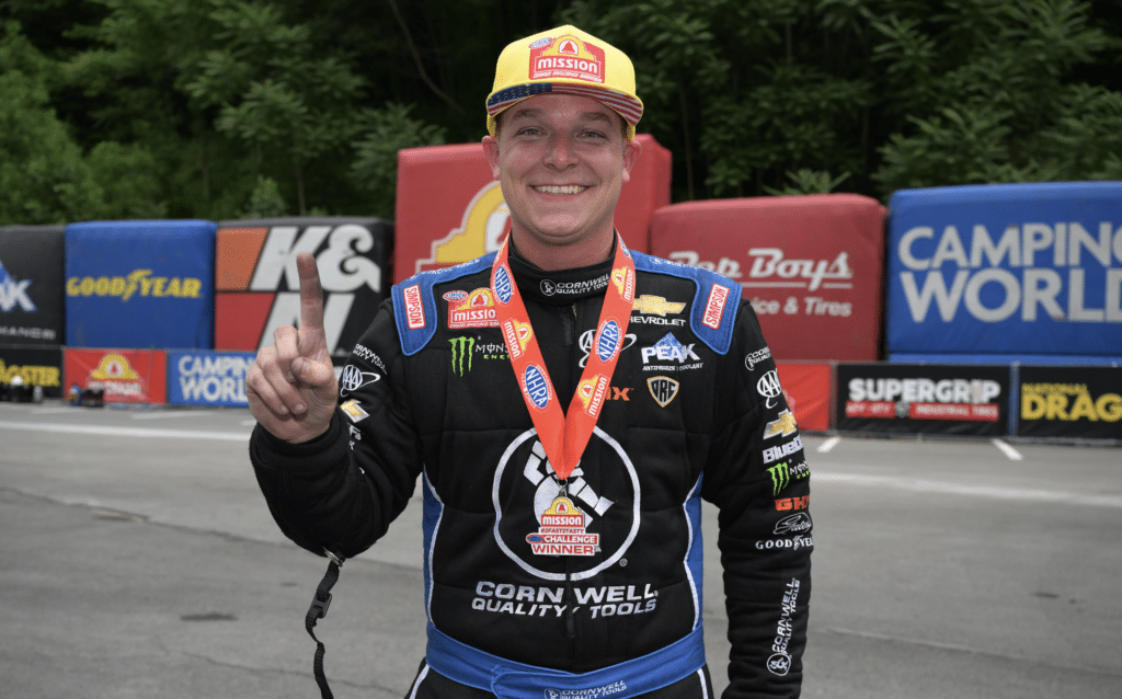 PROCK BEATS THE BOSS IN #2FAST2TASTY CHALLENGE - John Force Racing